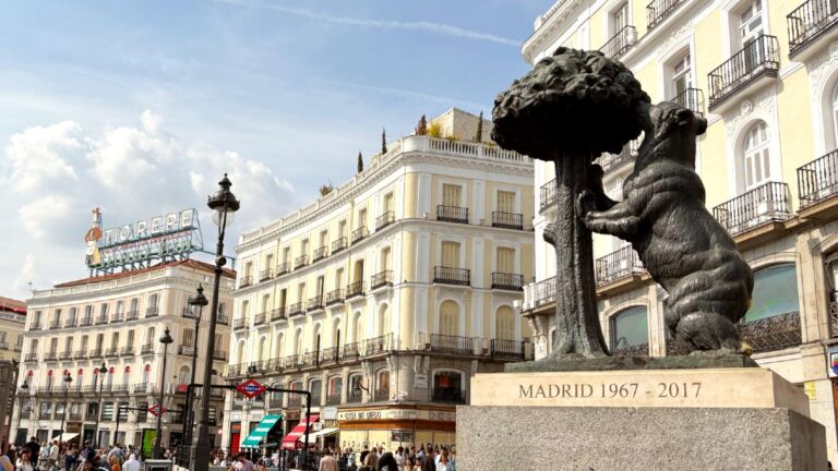 Puerta del Sol: storia e curiosità della piazza più famosa di Madrid